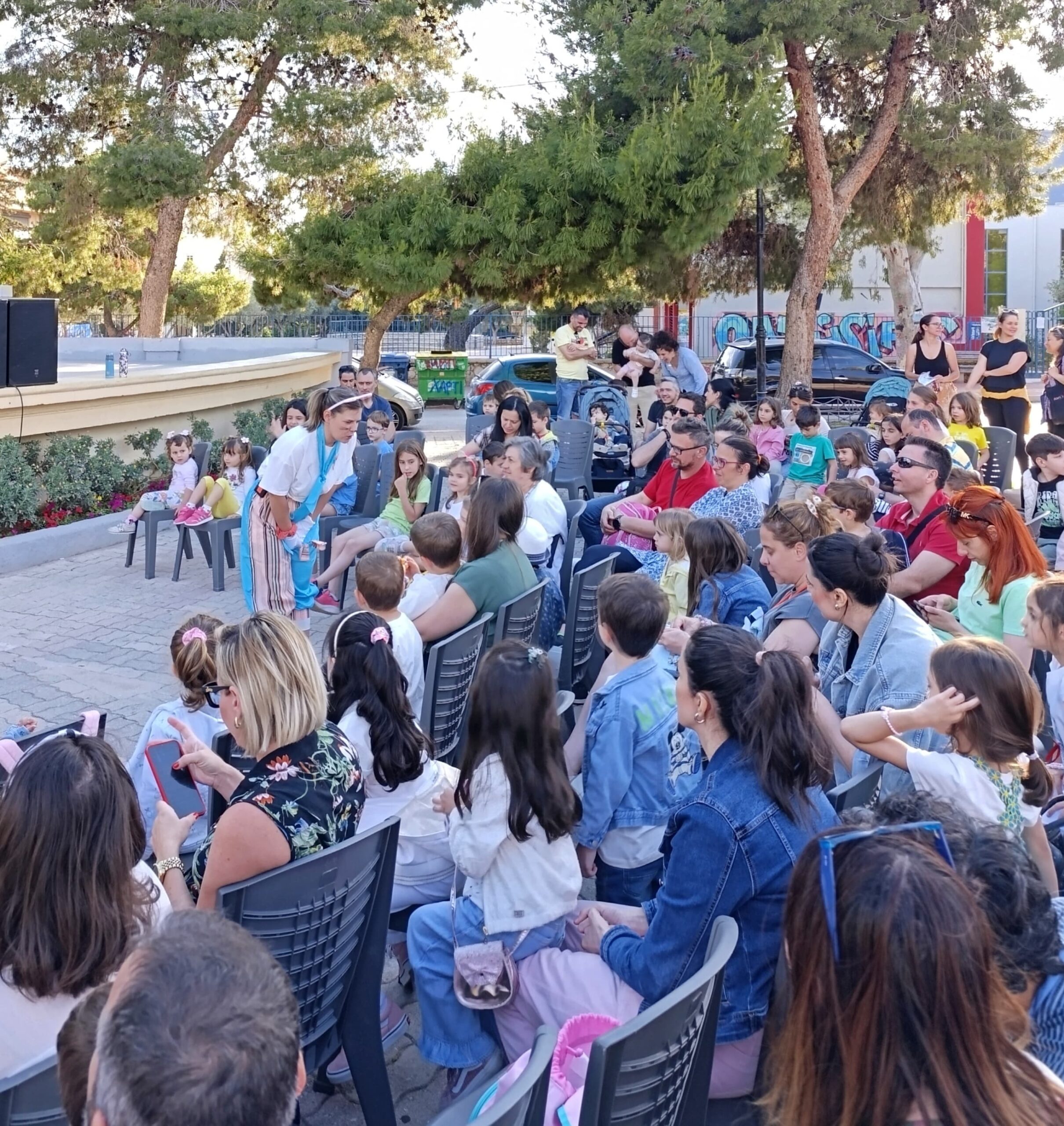 Μεγάλη ανταπόκριση και παιδικά χαμόγελα στην παράσταση «Άμπα και Λήδα ...